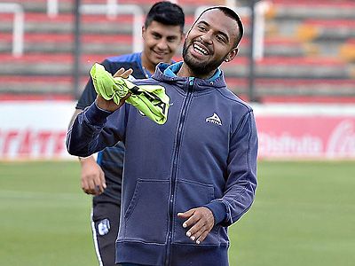 El mexicano Édgar Pacheco jugará en Chipre