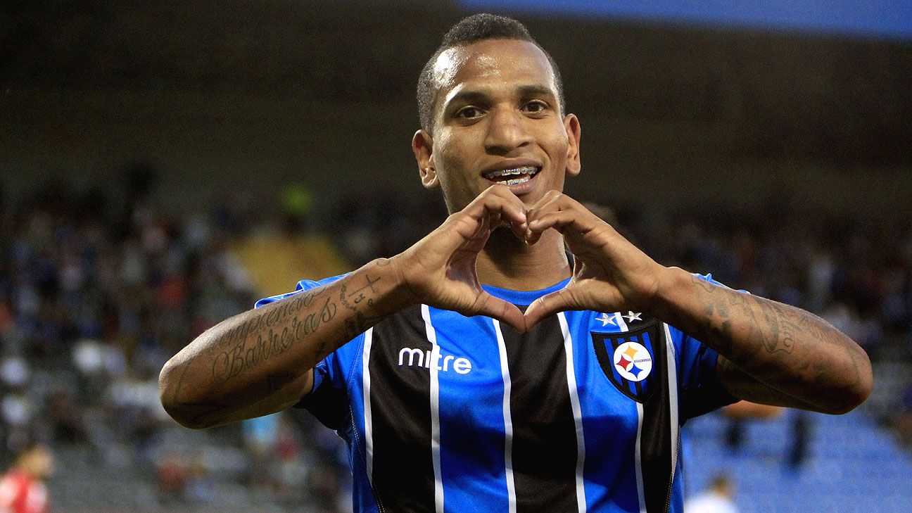 Otero mostró sus ganas de jugar algún día en Colo Colo