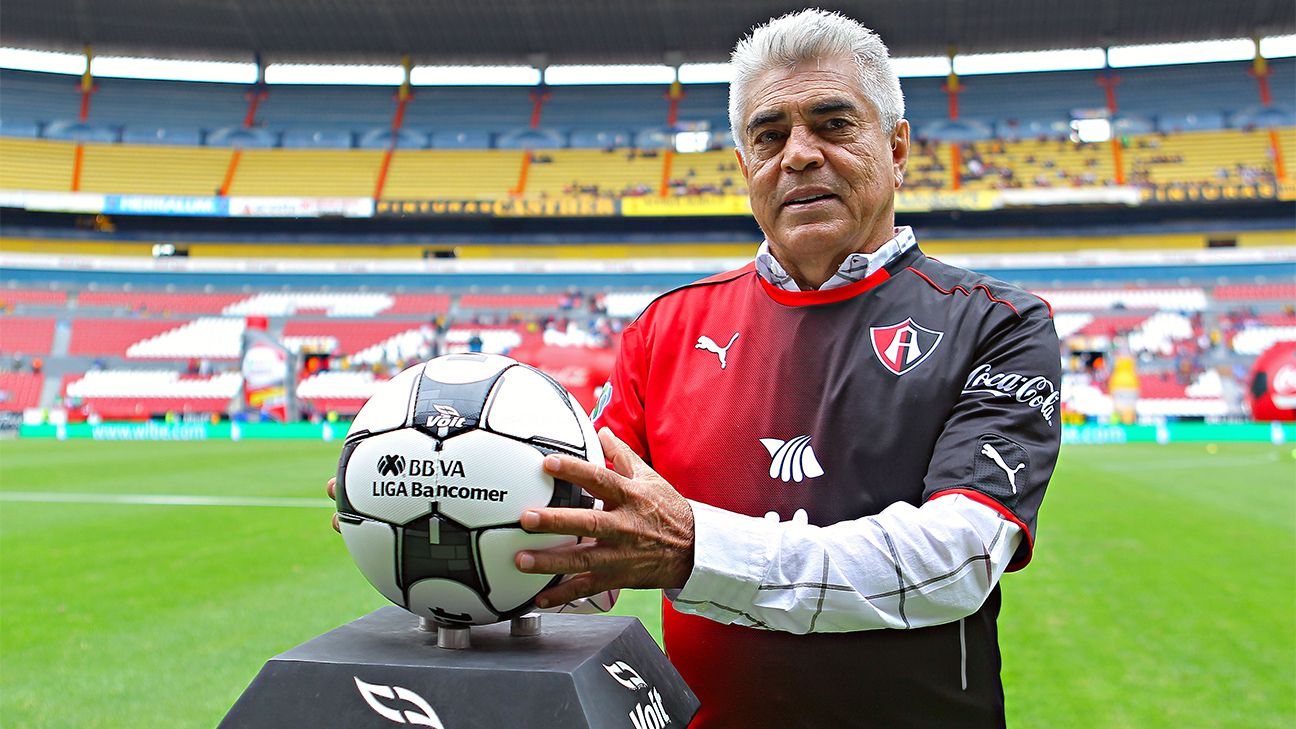 Atlas reconoció al 'Astroboy' Chavarín en el partido vs Veracruz - ESPN
