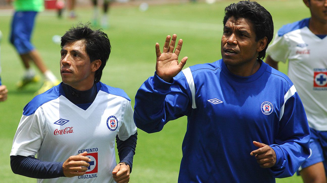 Melvin Brown arremete contra el Cruz Azul tras nuevo fracaso