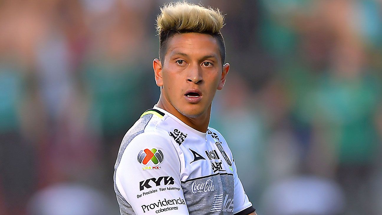 Cano dice adiós al León a través de Twitter