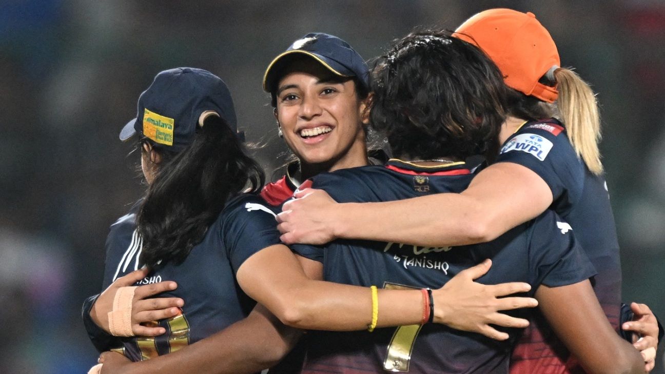 'Proud' Mandhana lauds RCB's fighting spirit: 'I just want to say, ee sala cup namdu' - ESPN