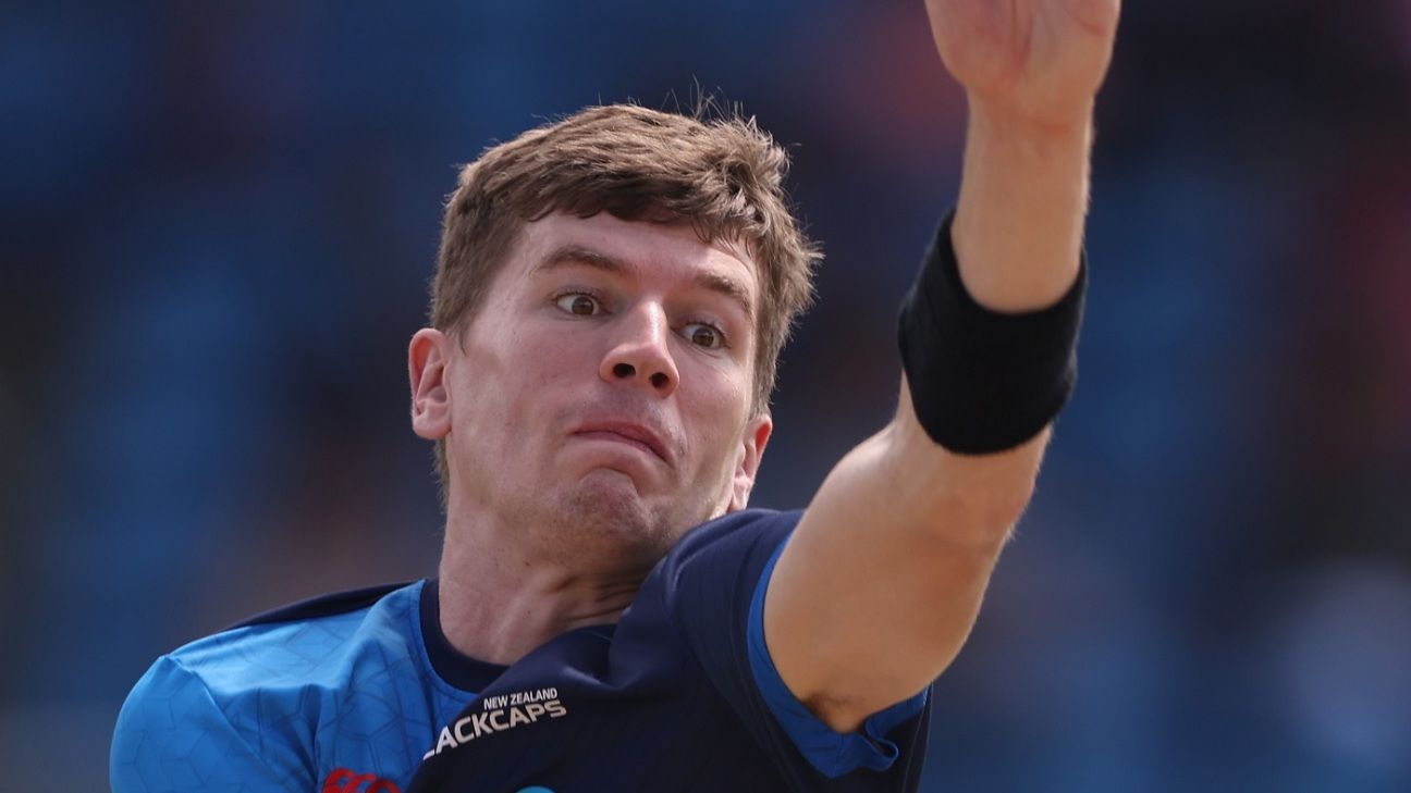 New Zealand fast bowler Ben Sears signs for Yorkshire - ESPN