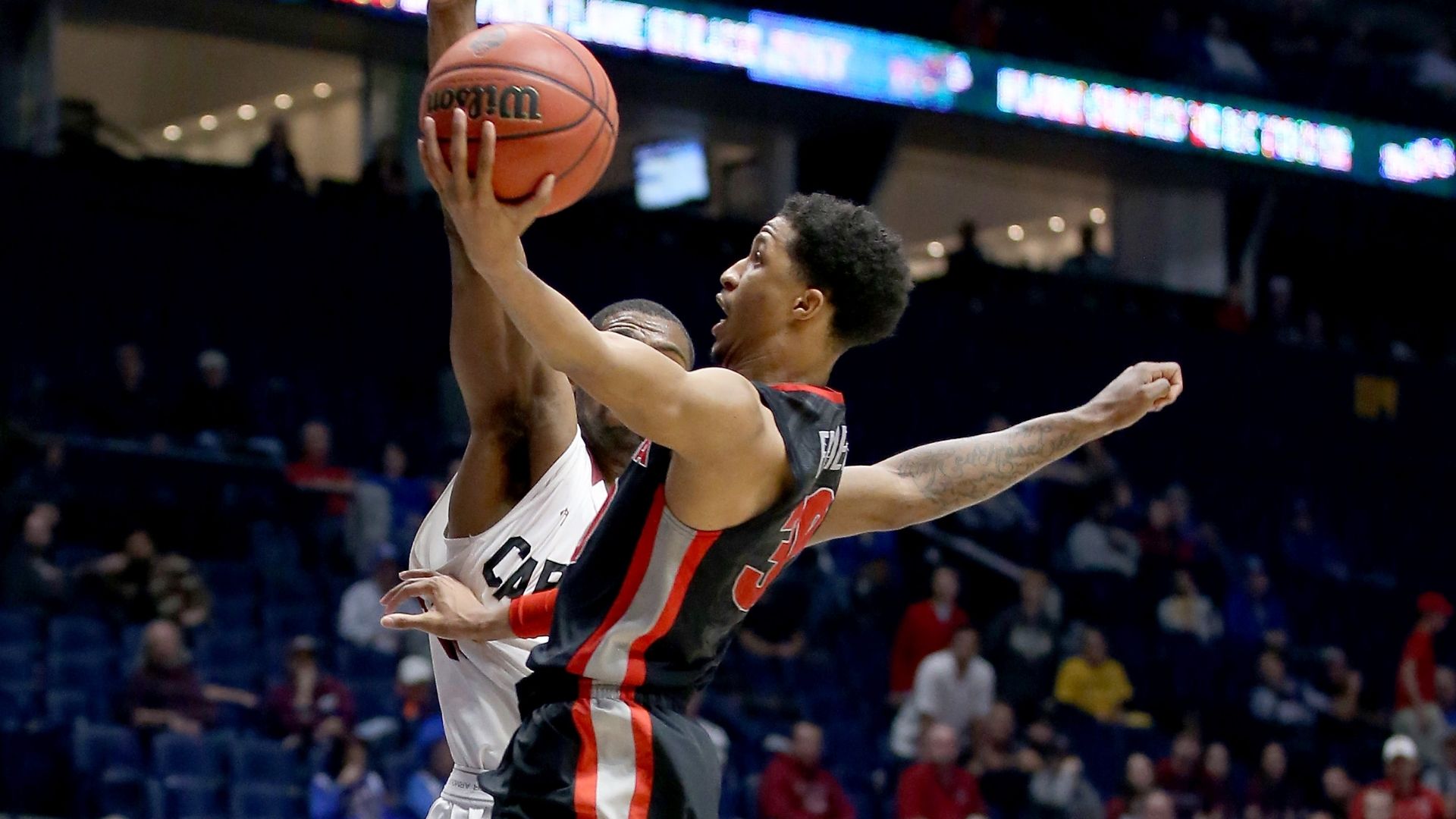 Georgia beats South Carolina by a point - ESPN Video