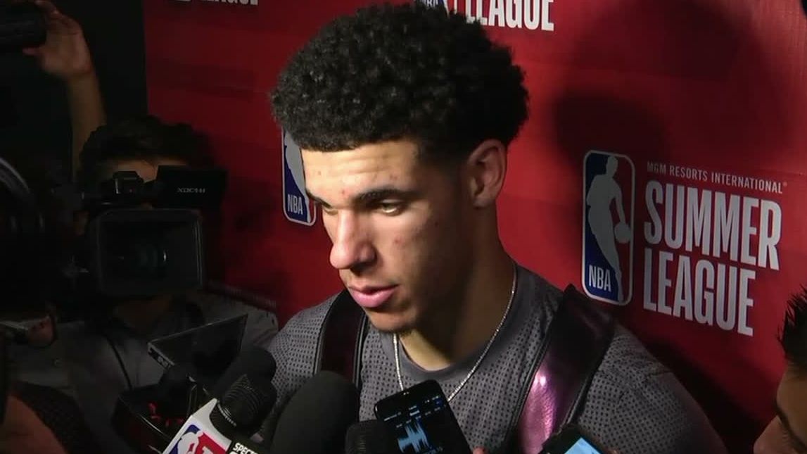 Lonzo won't stop shooting despite early struggles - ESPN Video