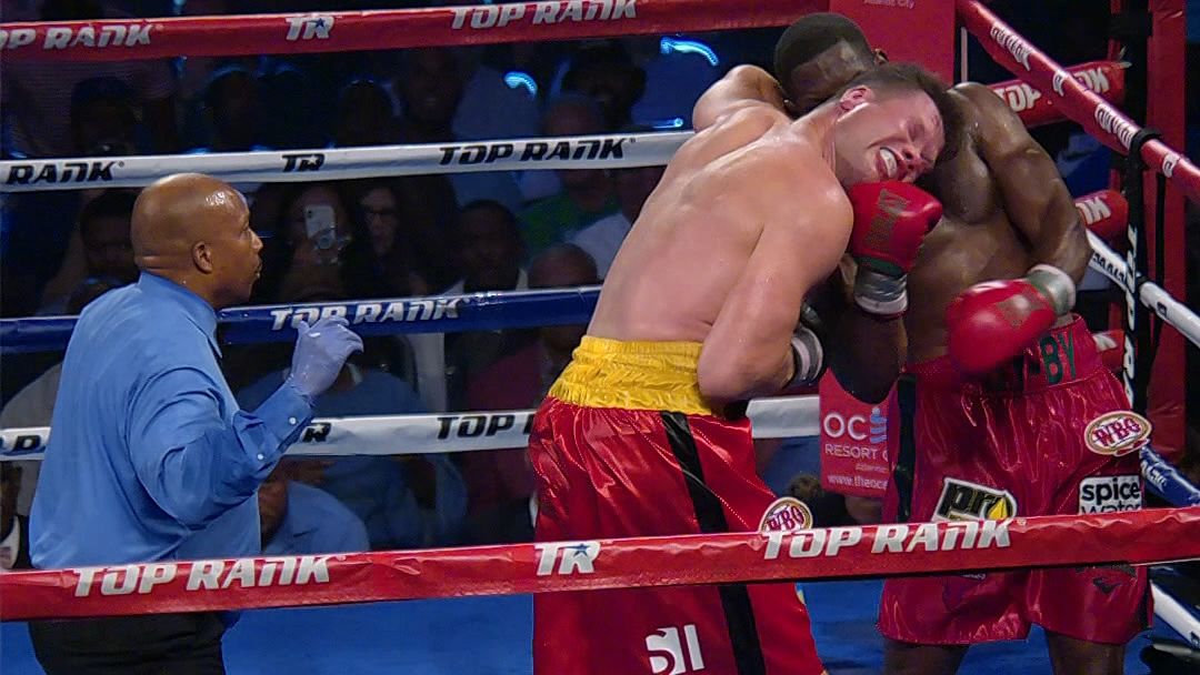Jennings wins by TKO with huge uppercut - ESPN Video
