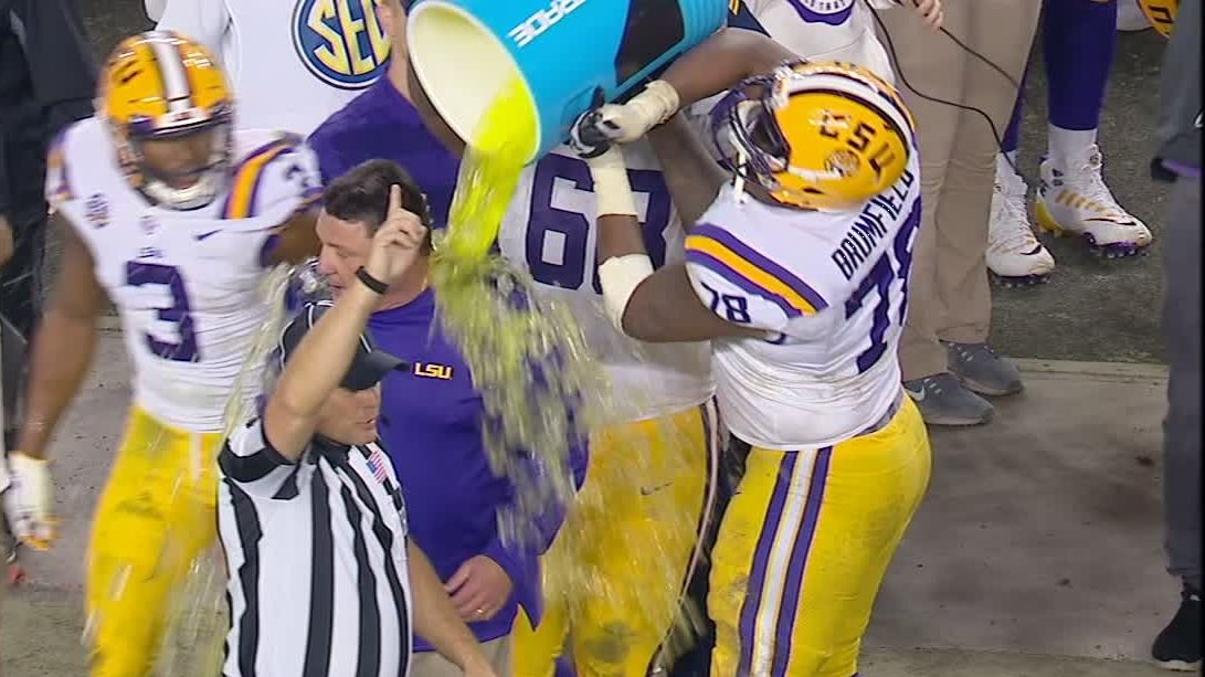 LSU celebrates too early before overturned call. - ESPN Video