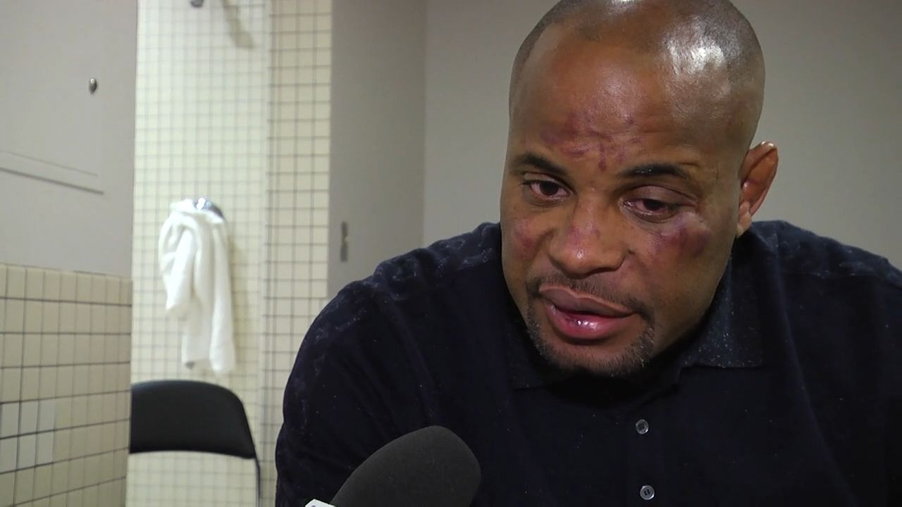 Cormier didn't stick to game plan vs. Miocic - ESPN Video