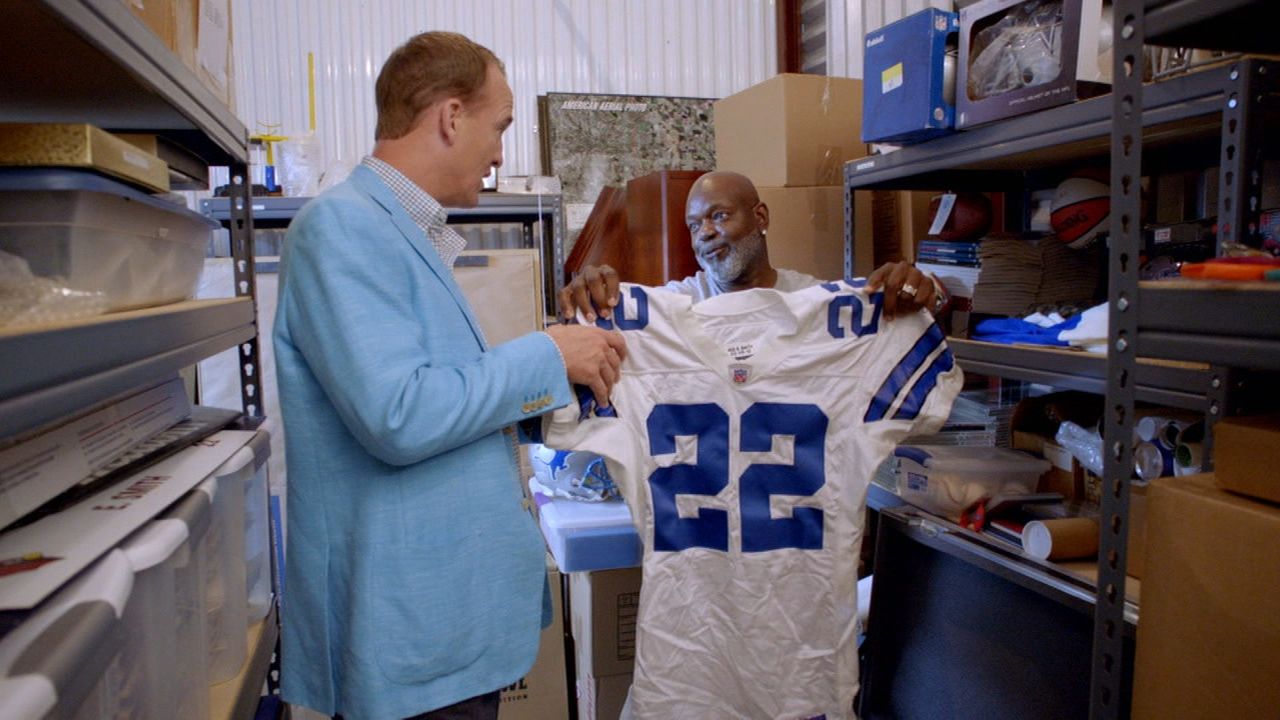 Manning visits Emmitt Smith's storage locker - ESPN Video