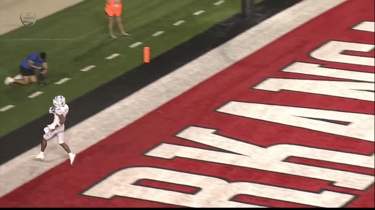 Seth Henigan airs it out for 50-yard touchdown Pass - ESPN Video