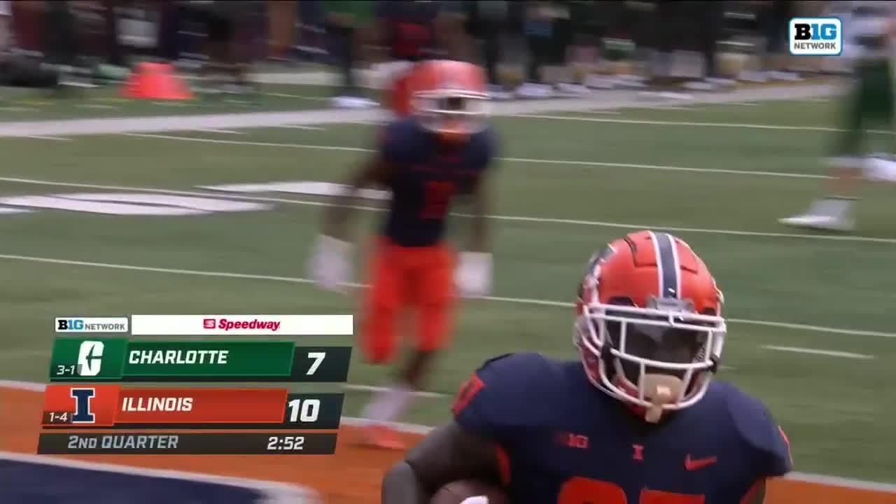 Daniel Barker makes catch in heavy traffic for 10-yard receiving TD ...