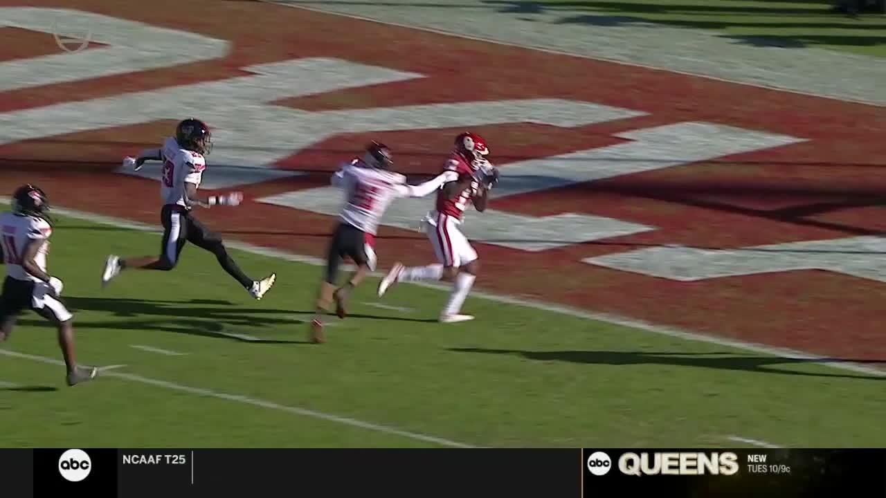 Caleb Williams completes his fifth TD pass of the day - ESPN Video