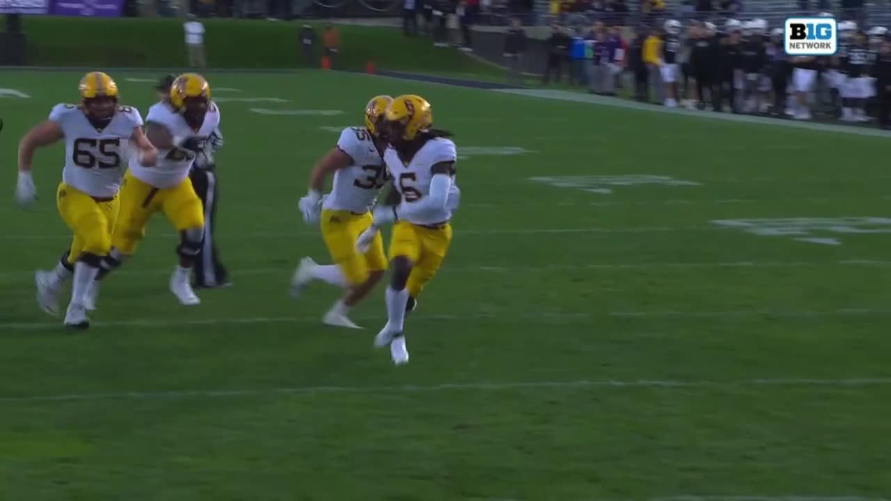 Derik LeCaptain breaks tackles and rushes 24 yards for a TD - ESPN Video