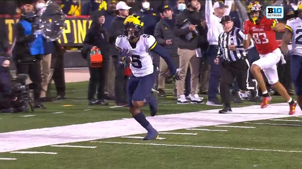 Michigan's defense comes up with a big pick-six - ESPN Video