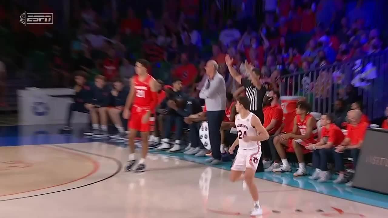Lior Berman banks in a 3-pointer from long range - ESPN Video