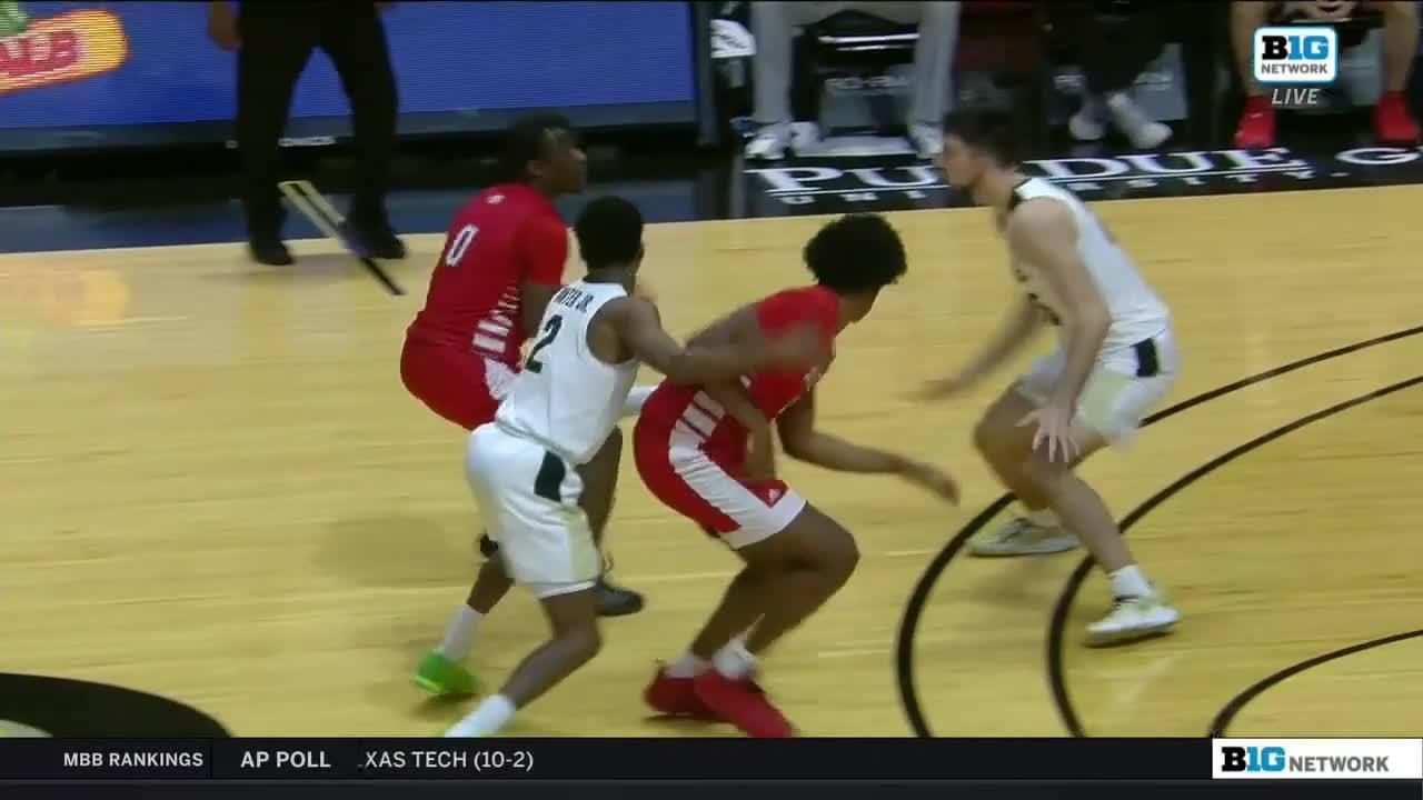 Ty Gordon banks in 3 for Nicholls - ESPN Video