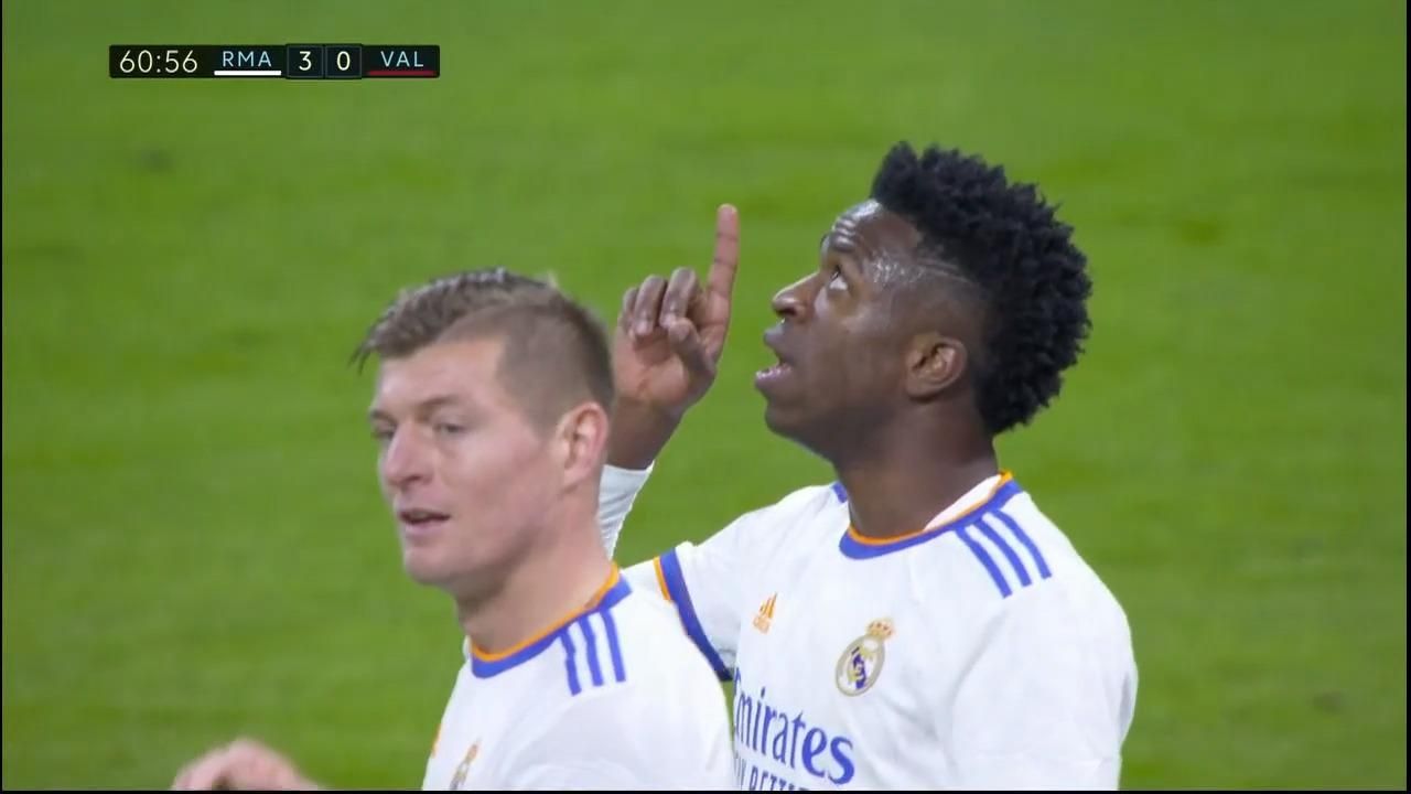 Vinicius Jr. grabs his brace with header vs. Valencia - ESPN Video