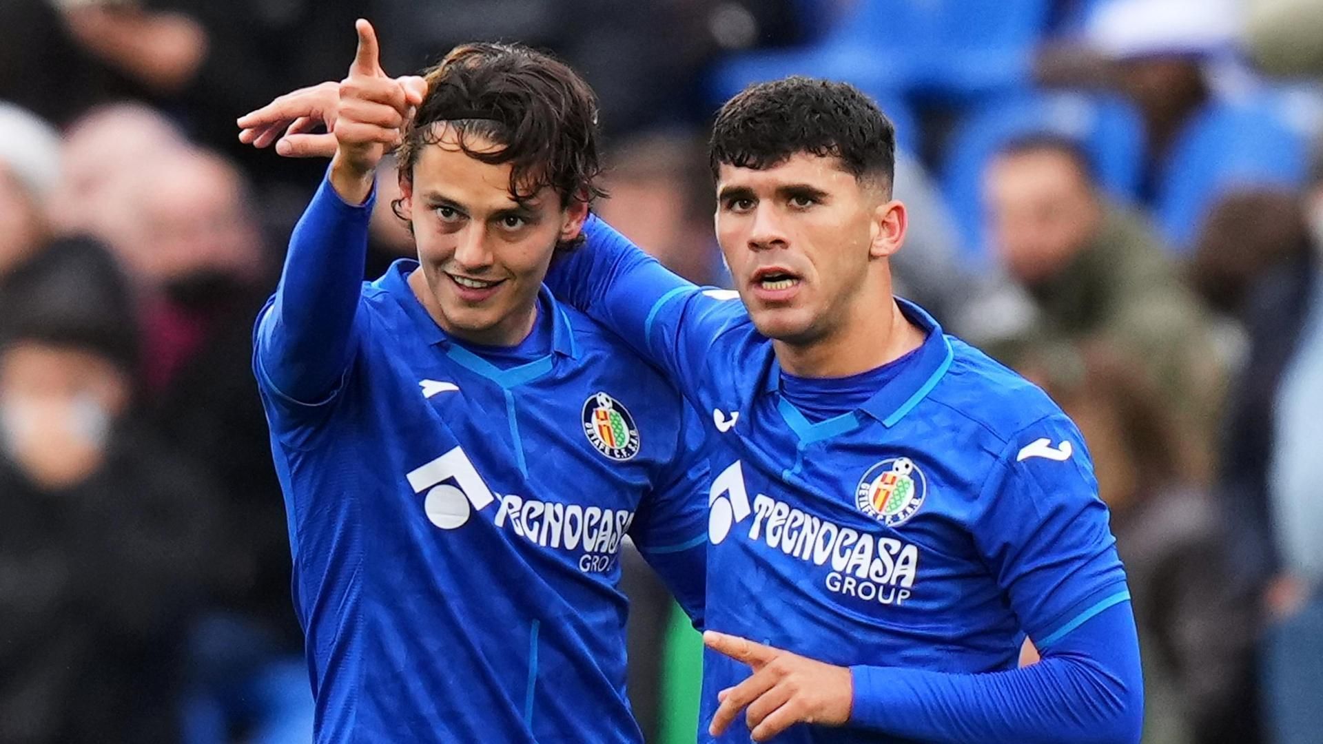 Did Enes Unal mean to score this incredible goal? - ESPN Video