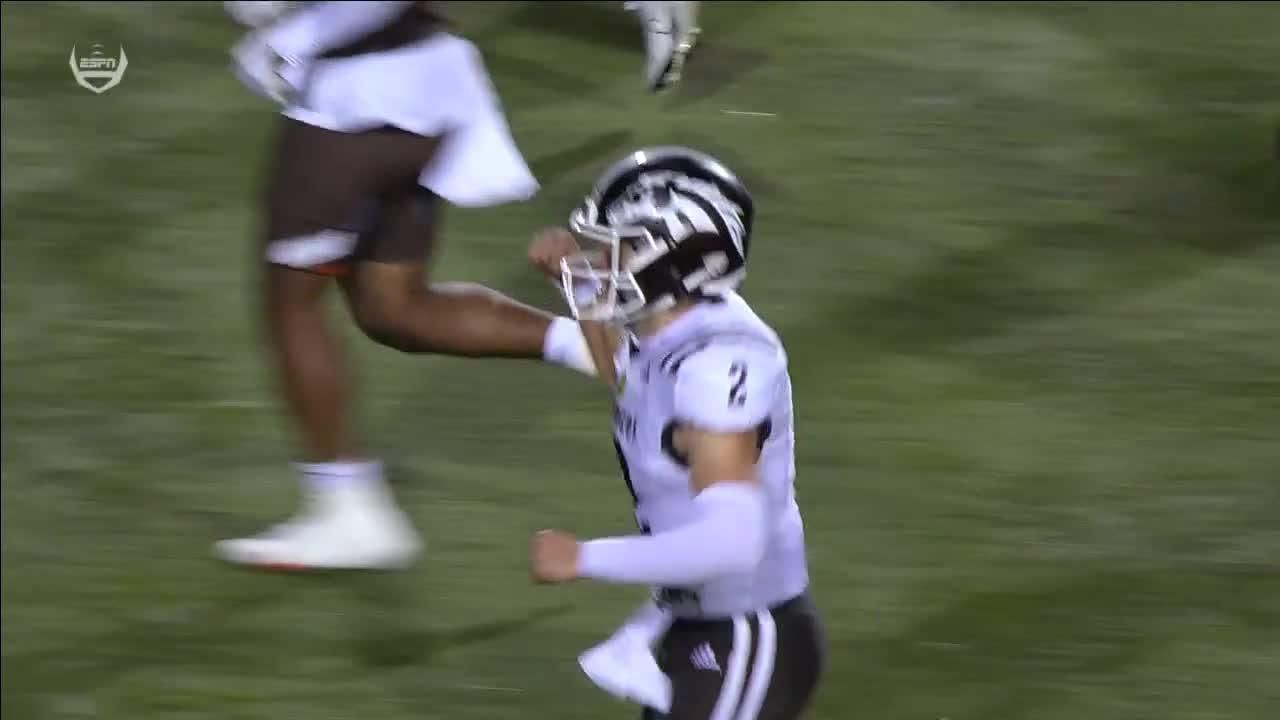 Treyson Bourguet airs it out for 39-yard TD - ESPN Video