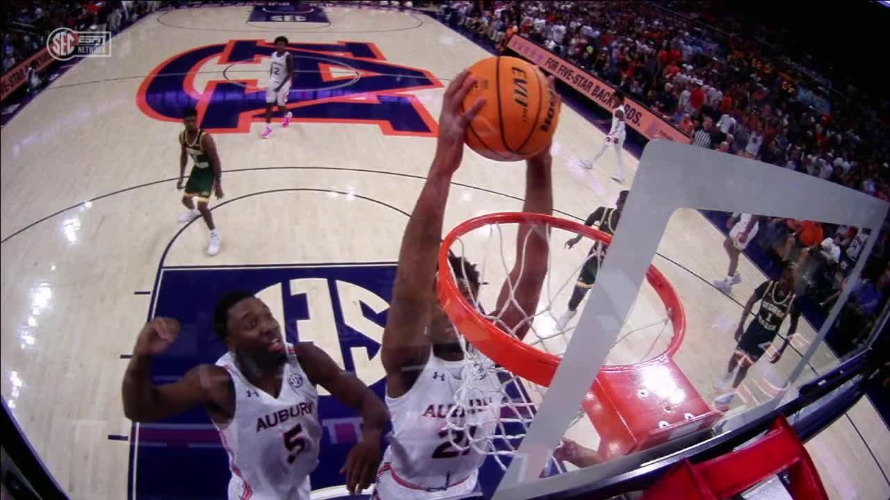 Yohan Traore throws down big slam vs. George Mason Patriots - ESPN Video