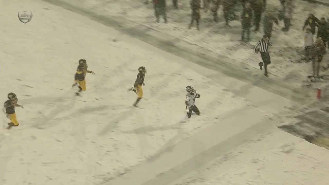 Sean Tyler runs for 52-yard TD - ESPN Video