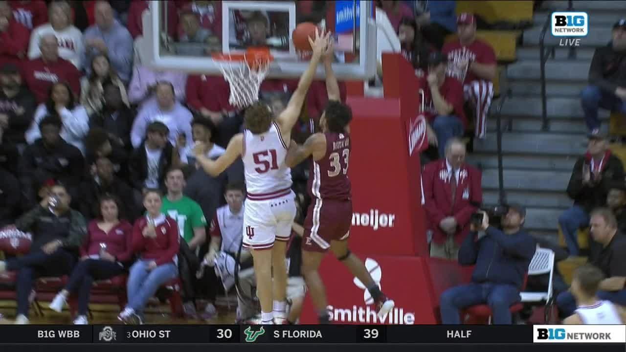 Logan Duncomb gets up for the rejection - ESPN Video