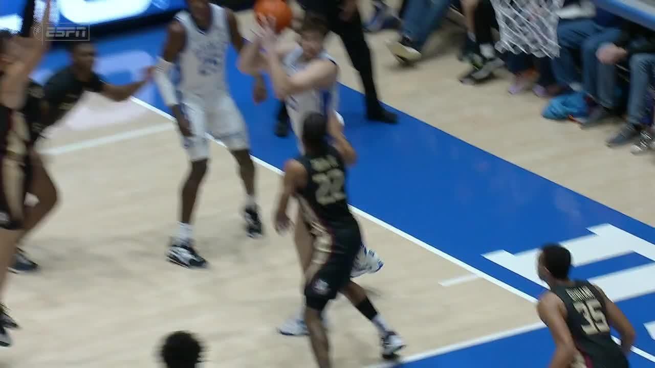 Ryan Young shows off his post moves for Duke - ESPN Video