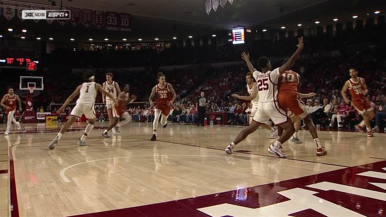 Sam Godwin elevates for the bigtime block - ESPN Video