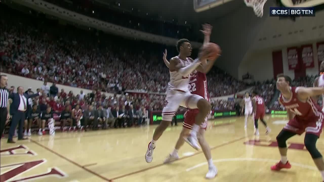 Jackson-Davis makes nice pass to Geronimo - ESPN Video