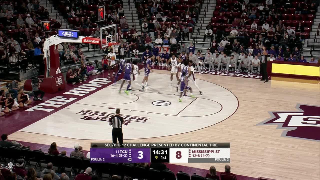 Tyler Stevenson slams it down off assist from Eric Reed Jr. - ESPN Video