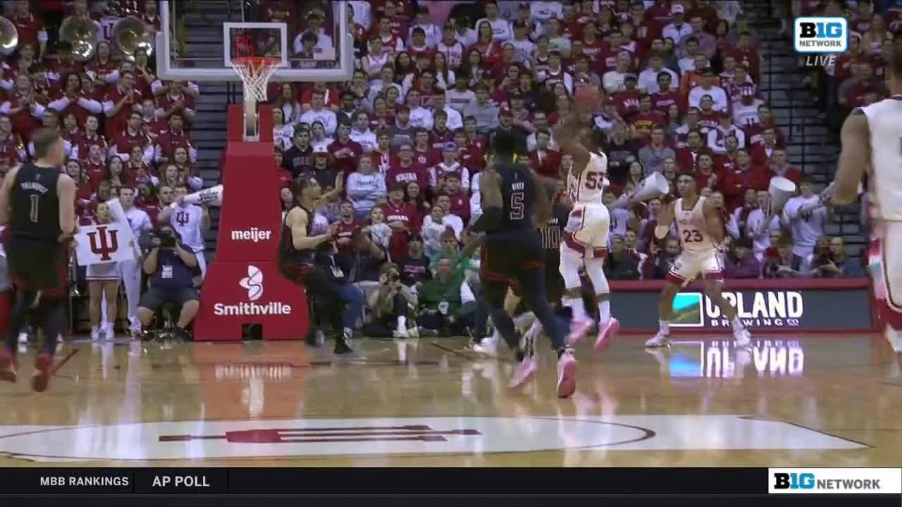 Tamar Bates makes beautiful dish for a basket - ESPN Video