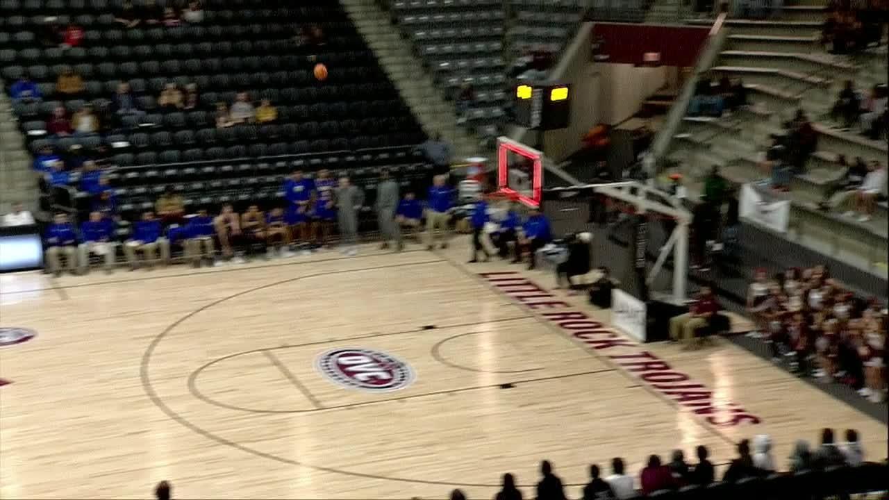 Isaiah Palermo denies Morehead State Eagles with block - ESPN Video