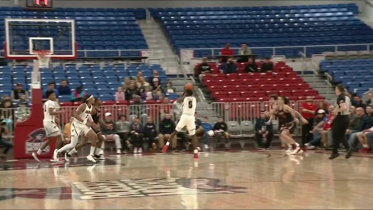 Enoch Cheeks makes a great defensive play for the steal - ESPN Video