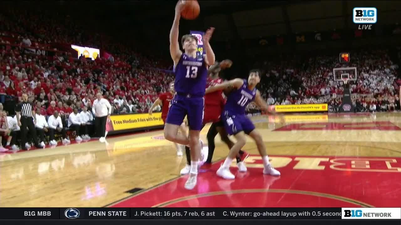 Brooks Barnhizer gets the lay-in to fall vs. Rutgers Scarlet Knights ...