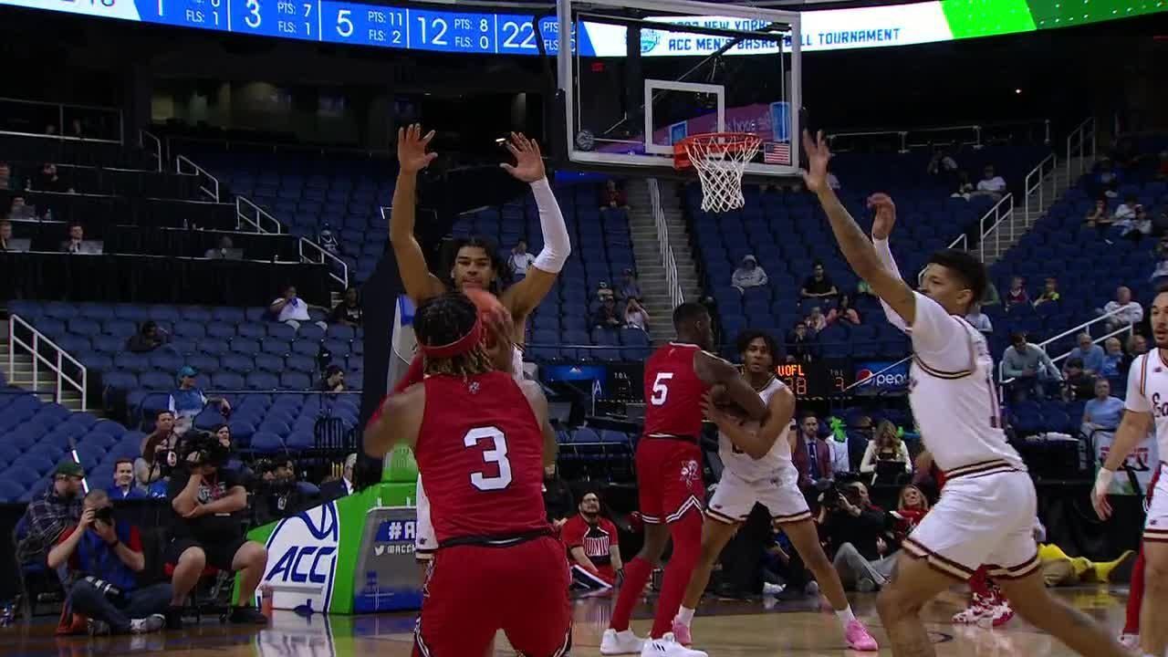 El Ellis drains the deep 3 - ESPN Video