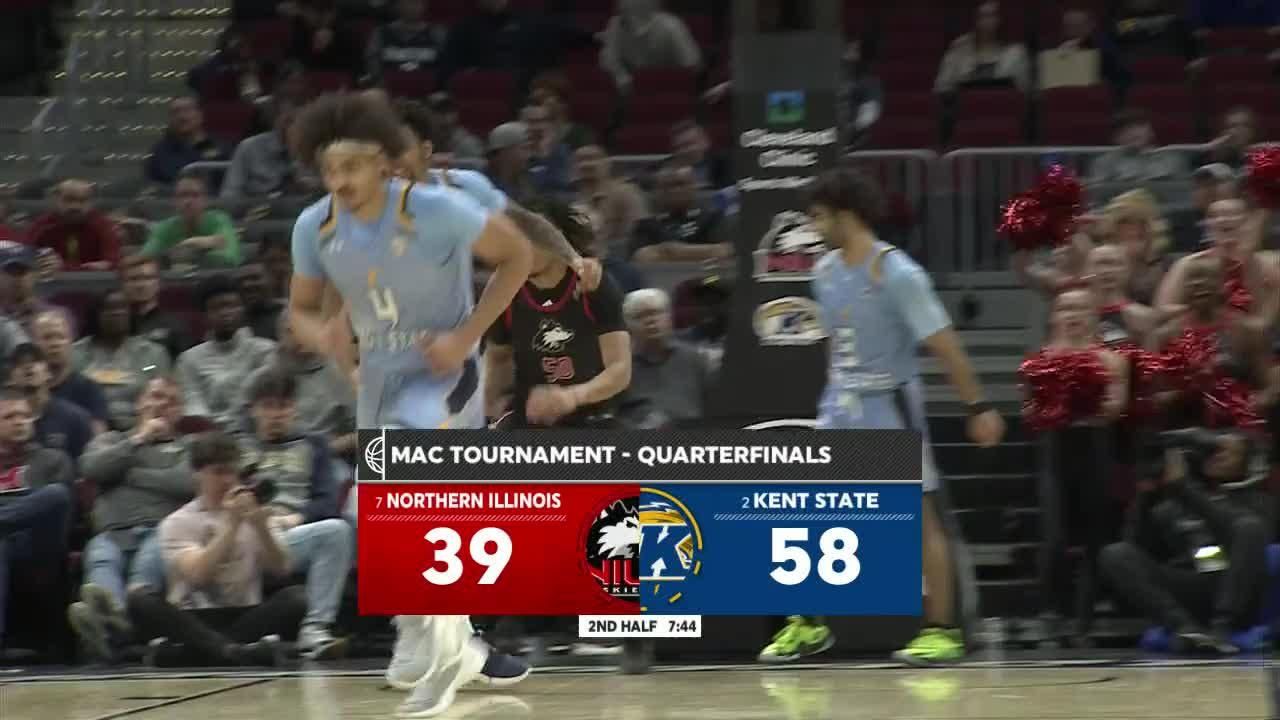 Anthony Crump rocks the rim with dunk - ESPN Video