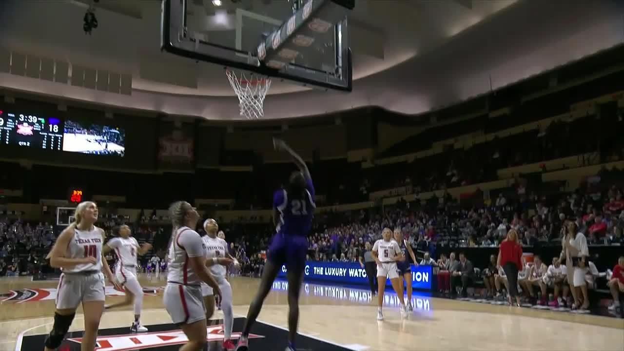 Emilee Ebert shows off vision with nice pass for K-State - ESPN Video