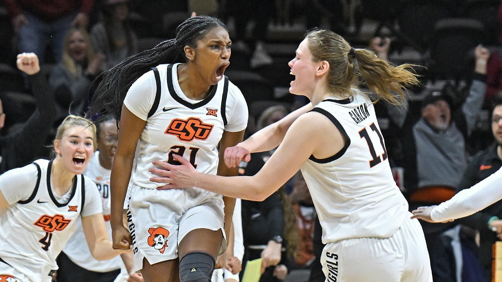 Terryn Milton gets the friendly roll for a game-winning layup - ESPN Video