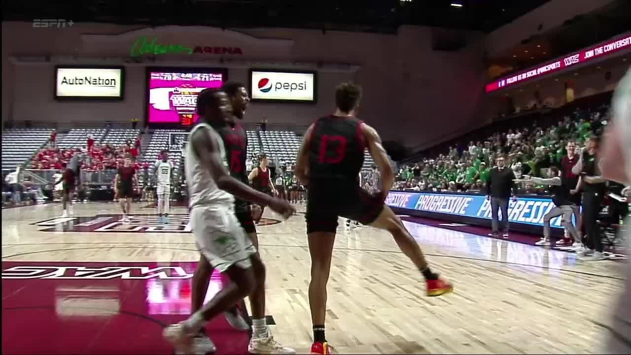 Dee Barnes Makes A Great Defensive Play For The Steal Espn Video