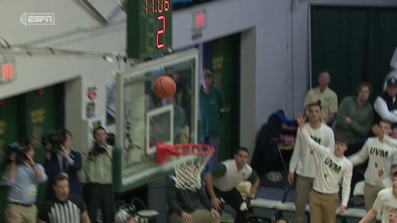 Robin Duncan shows off vision with nice dish vs. UMass Lowell River ...