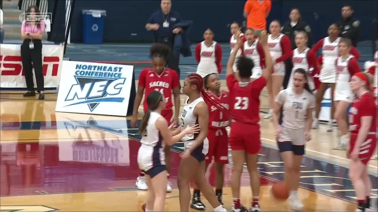 Chloe Wilson with the and-1 bucket - ESPN Video
