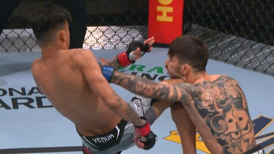 Brandon Royval makes quick work of Matheus Nicolau - ESPN Video