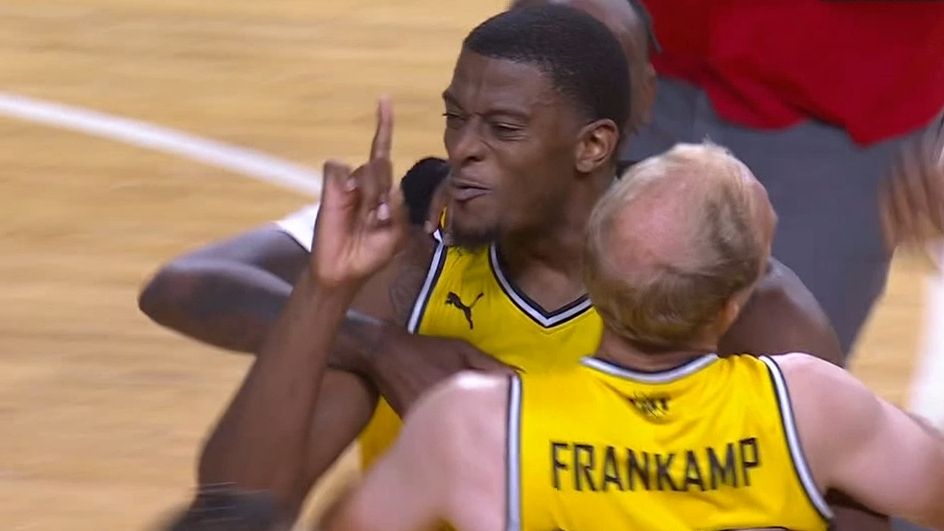 Aftershocks finish off shocking comeback to move on in TBT - ESPN Video