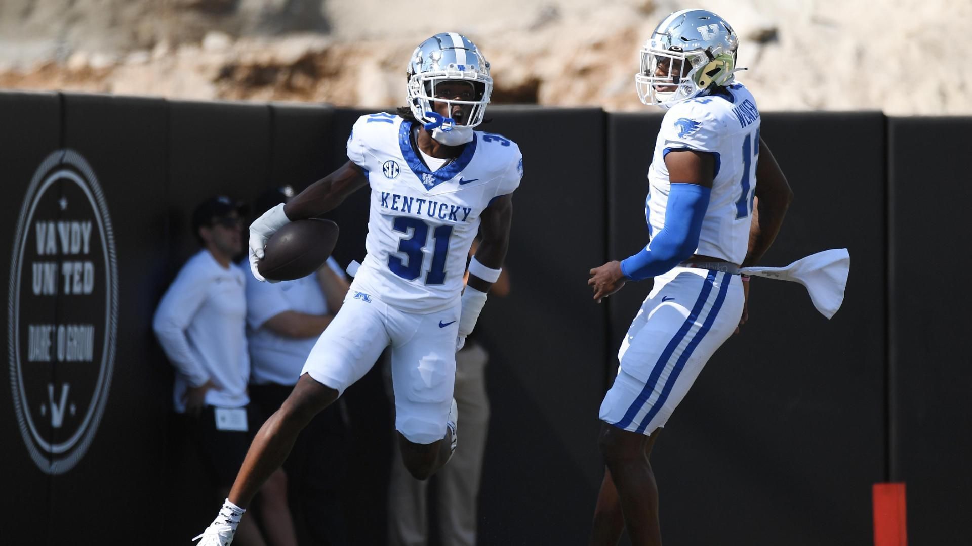Maxwell Hairston takes the INT to the house for Kentucky - ESPN Video