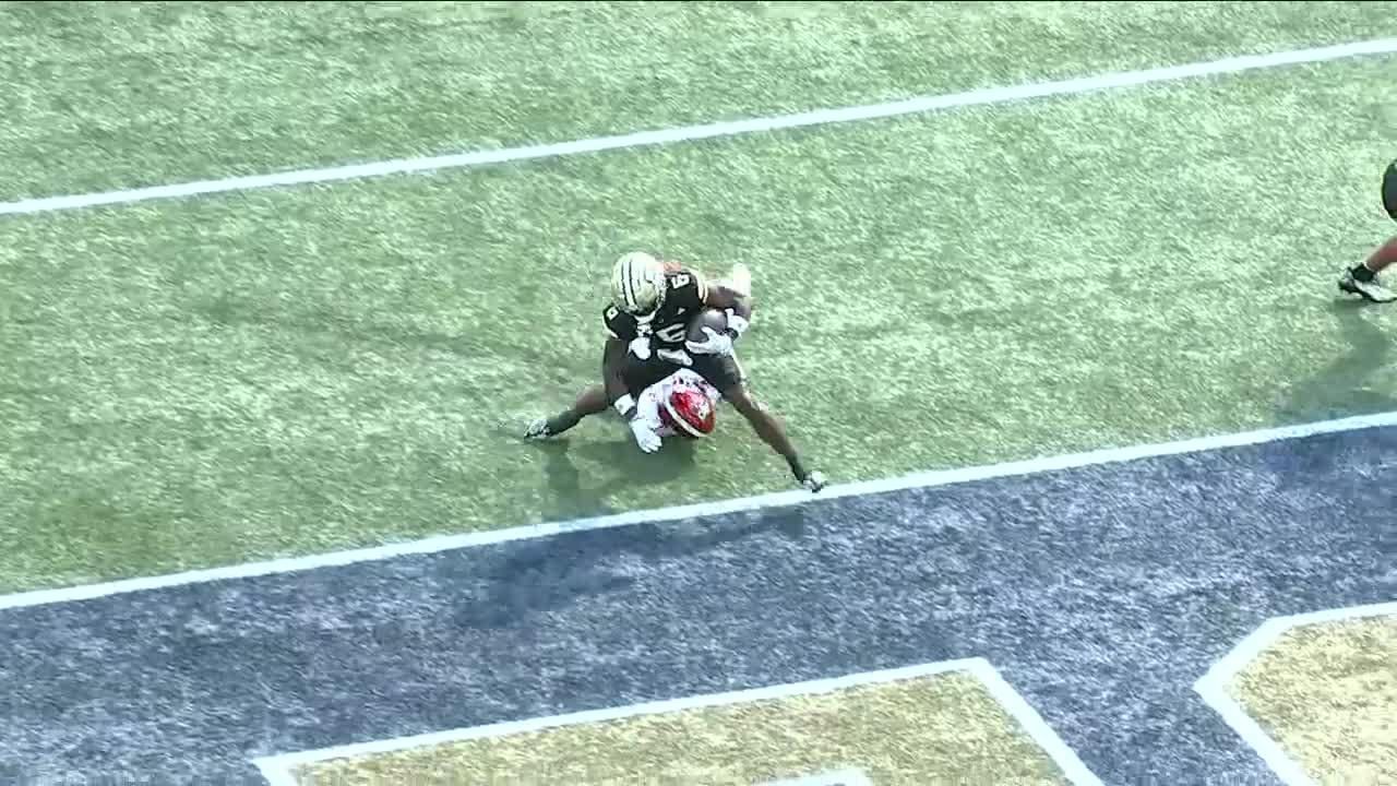 Haynes King throws 11-yard TD pass to Christian Leary - ESPN Video