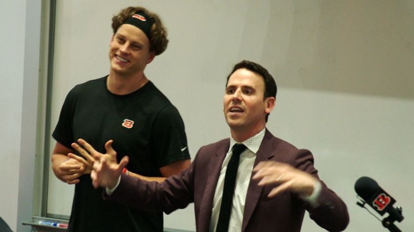 Mentalist Oz Pearlman amazes Joe Burrow and the Bengals - ESPN Video