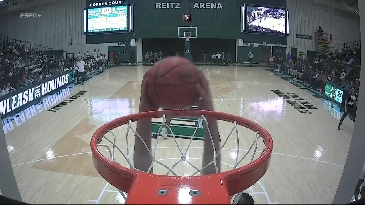 Milos Ilic gets up for the beautiful slam - ESPN Video