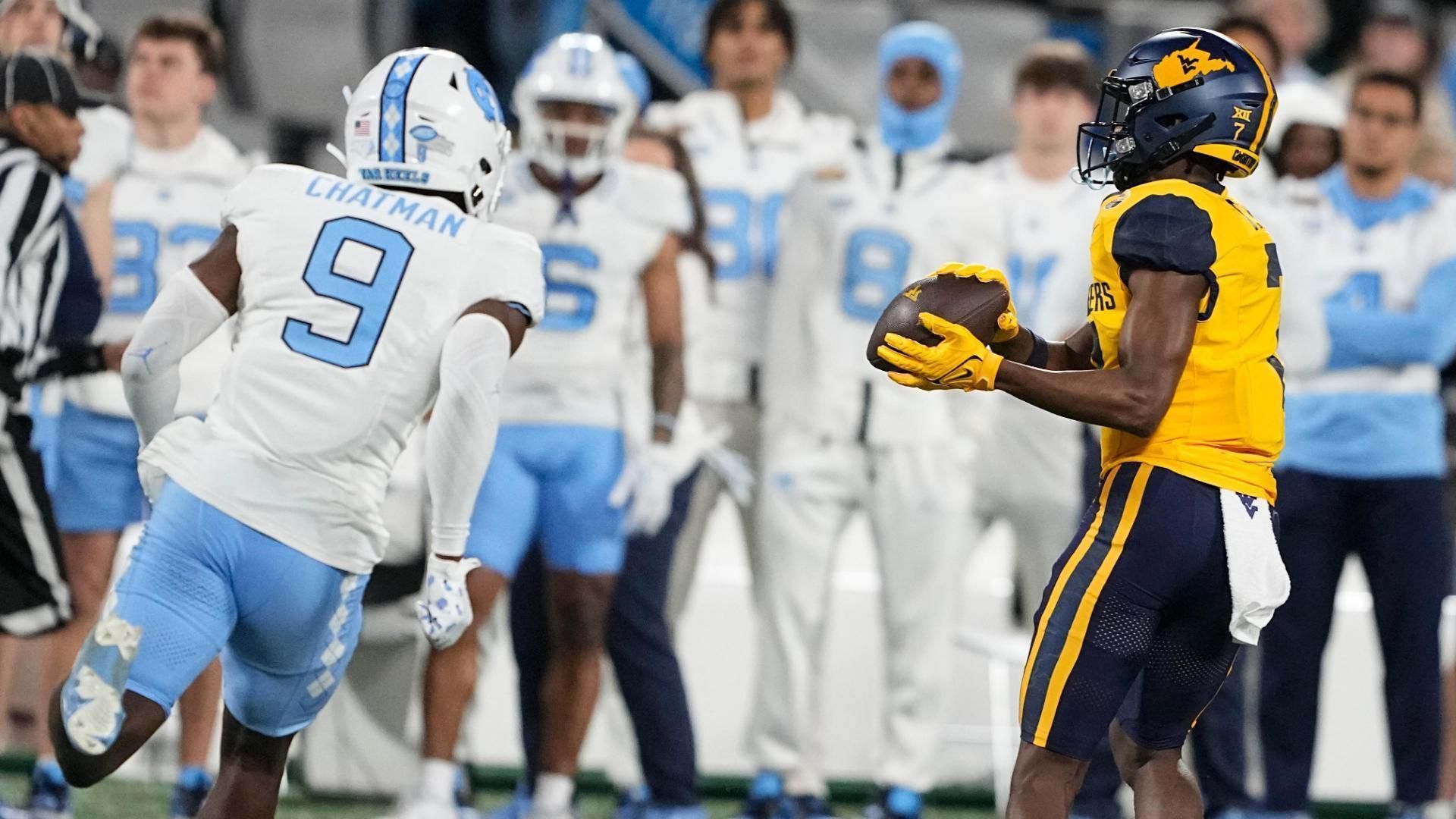 Traylon Ray goes 75 yards to the house on first play for West Virginia ...