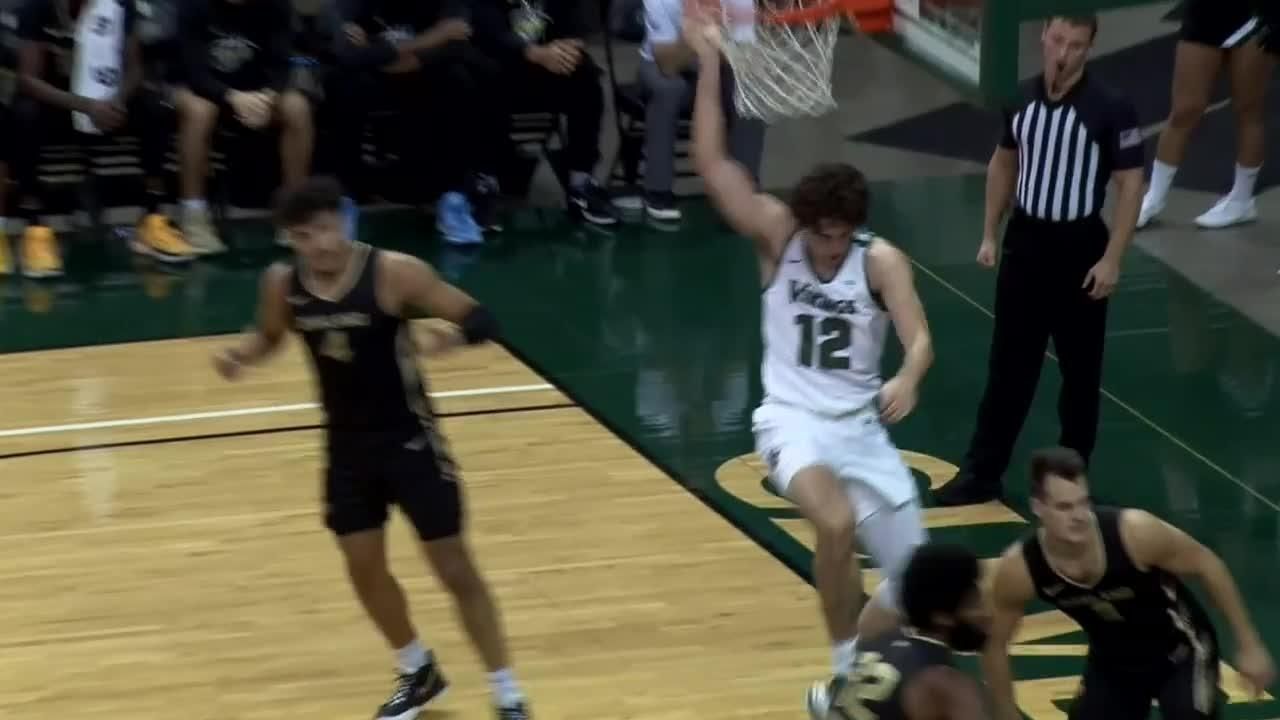 Dylan Arnett skies for big slam - ESPN Video
