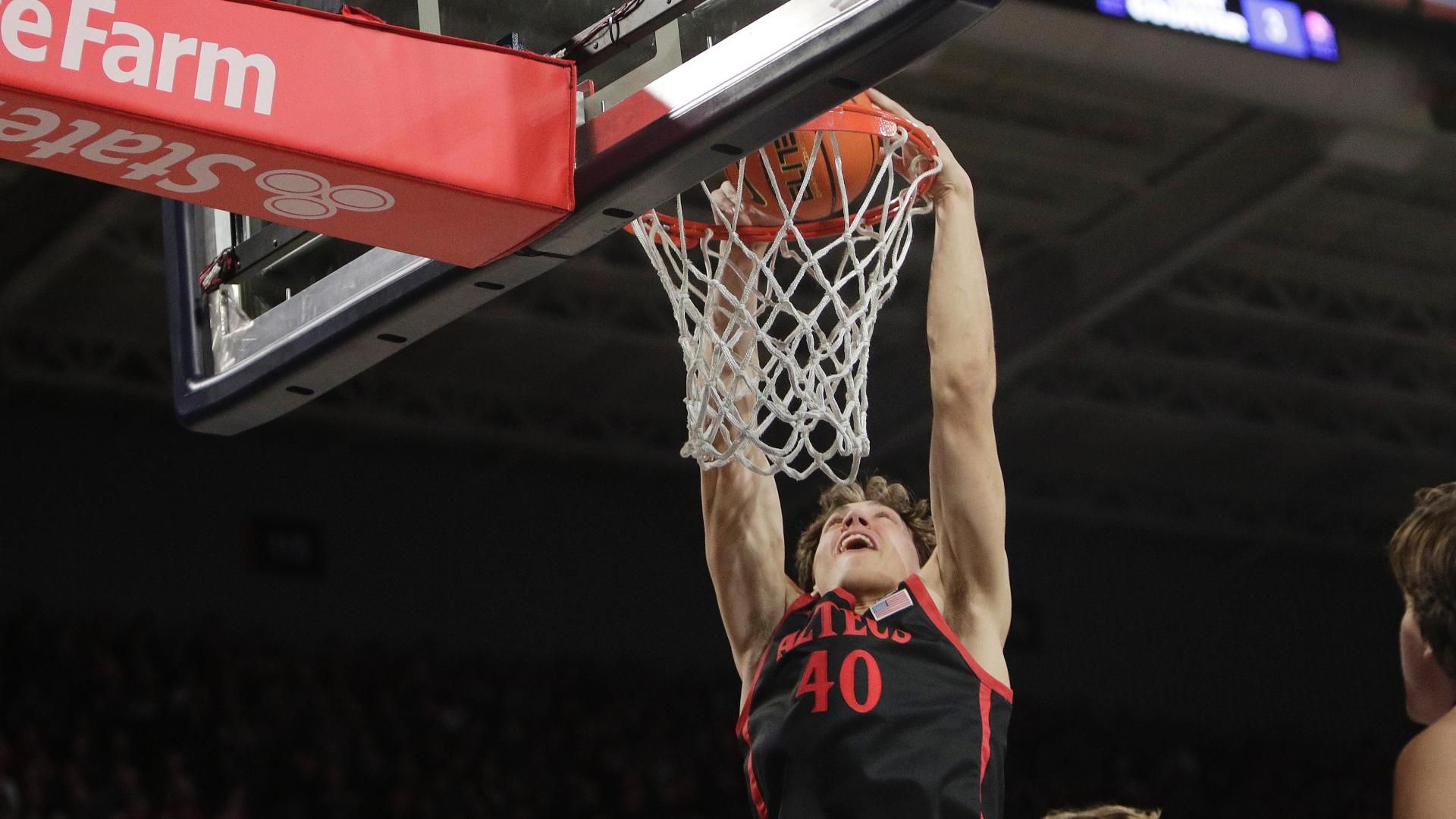 Miles Heide slams dunk for San Diego State - ESPN Video